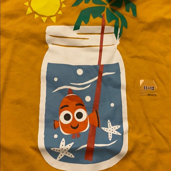 Uniqlo | Shirts & Tops | Nwt Uniqlo Finding Nemo Tee | Poshmark